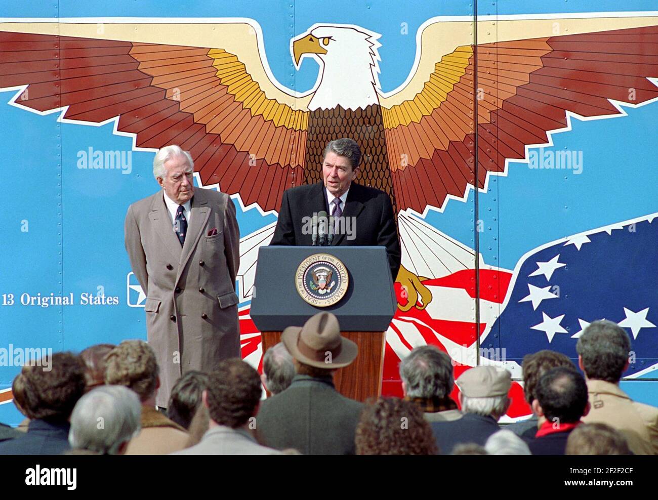 President Ronald Reagan and Warren Burger on the South Lawn Stock Photo ...