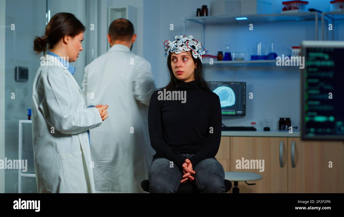 Neuroscience expert hi-res stock photography and images - Alamy