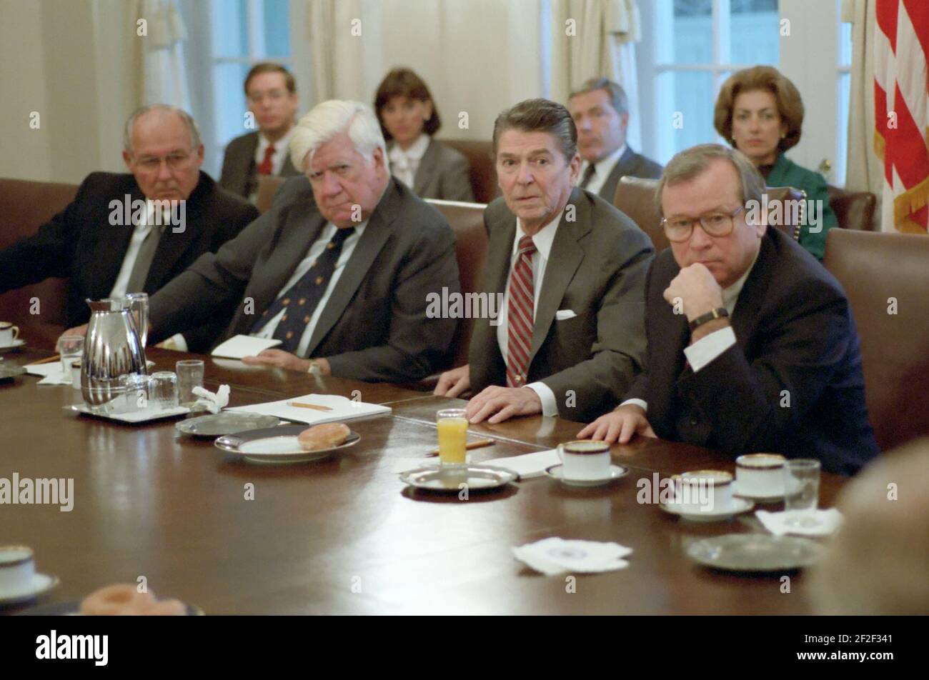 Ronald howard hi-res stock photography and images - Alamy