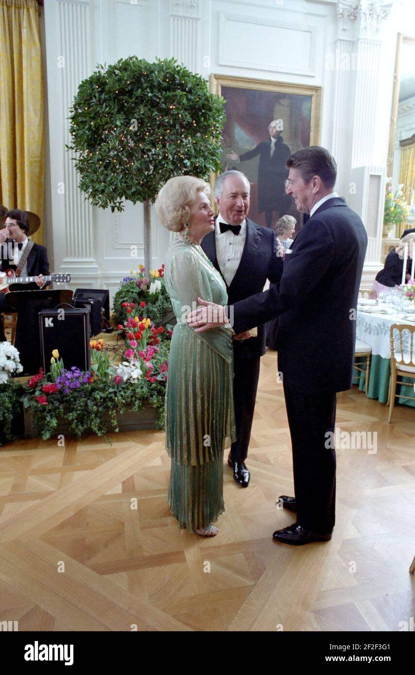 Walter and leonore annenberg hi-res stock photography and images - Alamy