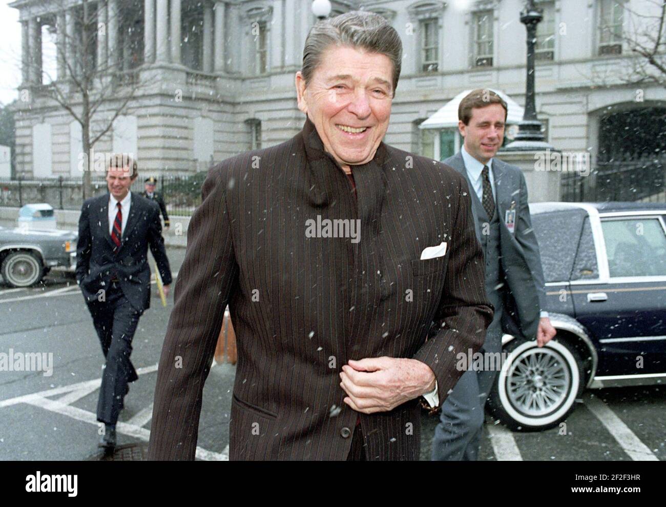 Ronald reagan walking hi-res stock photography and images - Alamy
