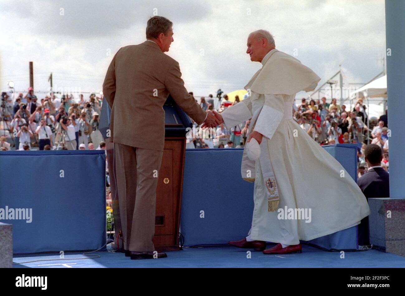 President Ronald Reagan with Pope John Paul II at the Miami ...