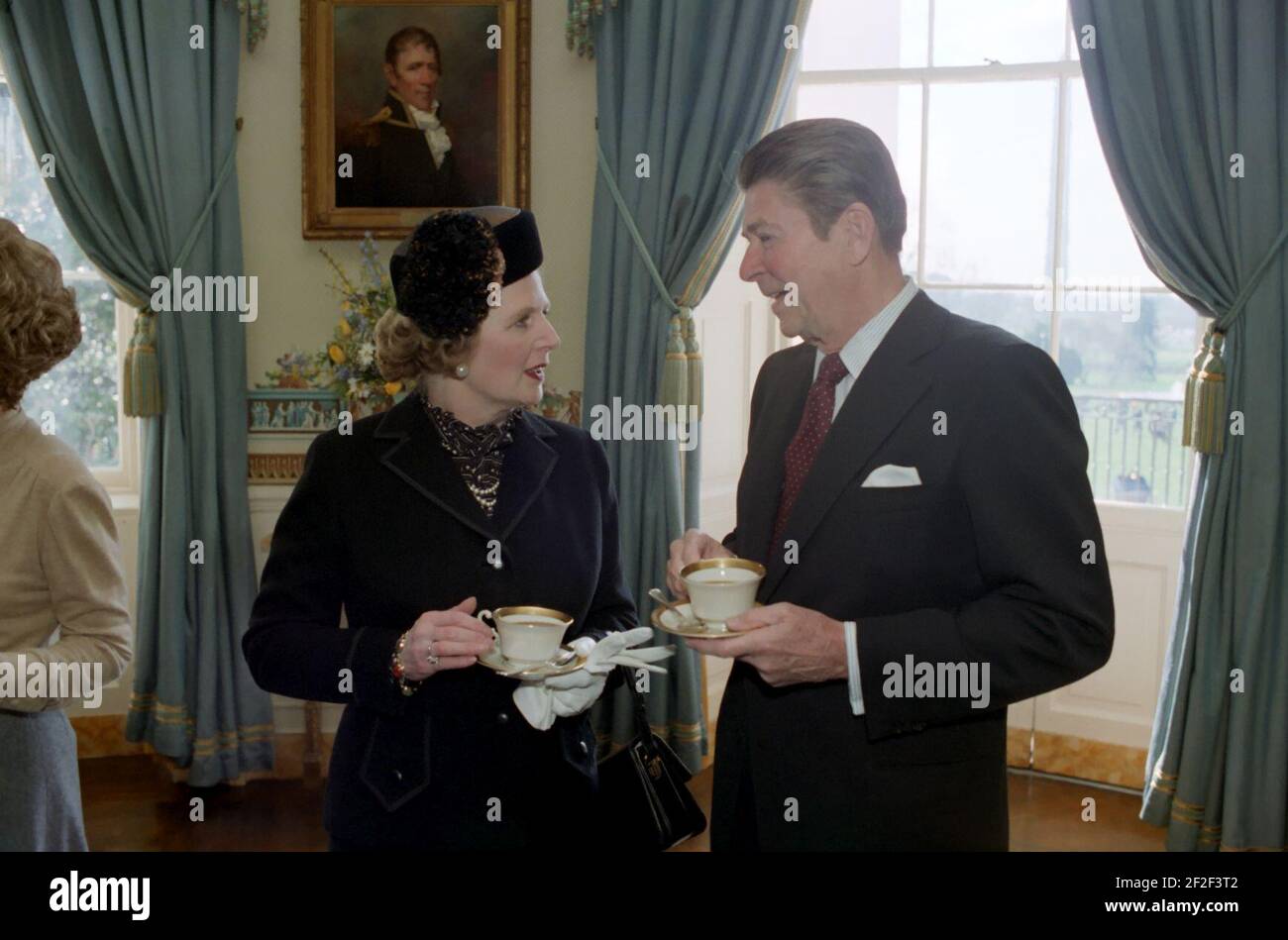President Ronald Reagan with Prime Minister Margaret Thatcher Stock ...