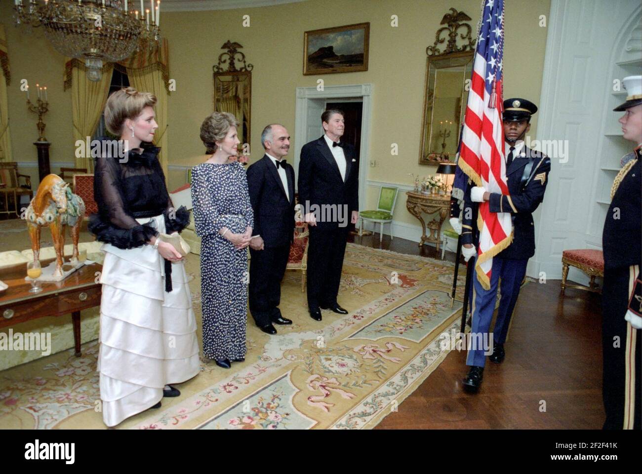 President Ronald Reagan, Nancy Reagan, Queen Noor, and King Hussein I ...