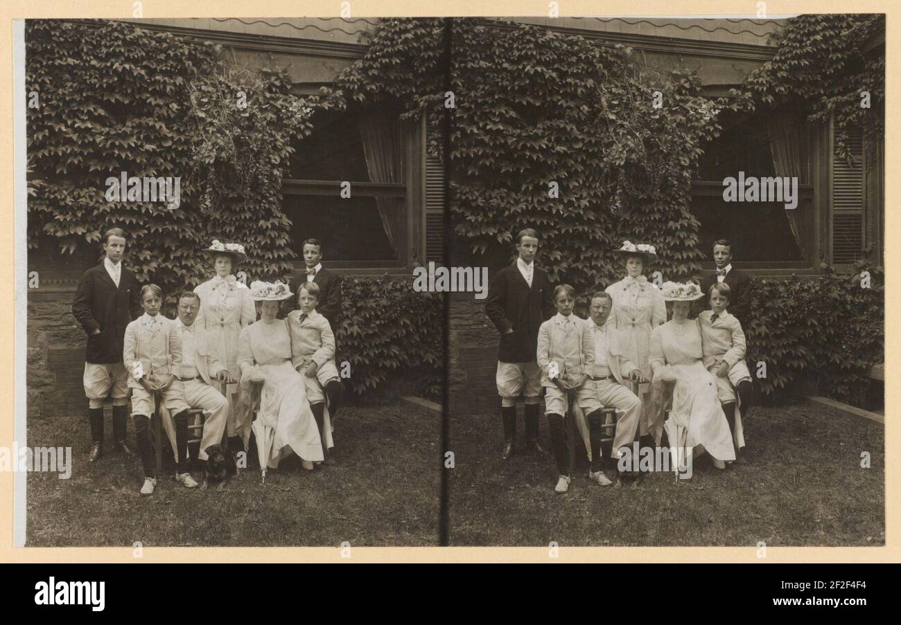 President Theodore Roosevelt, Edith Kermit Roosevelt and children ...