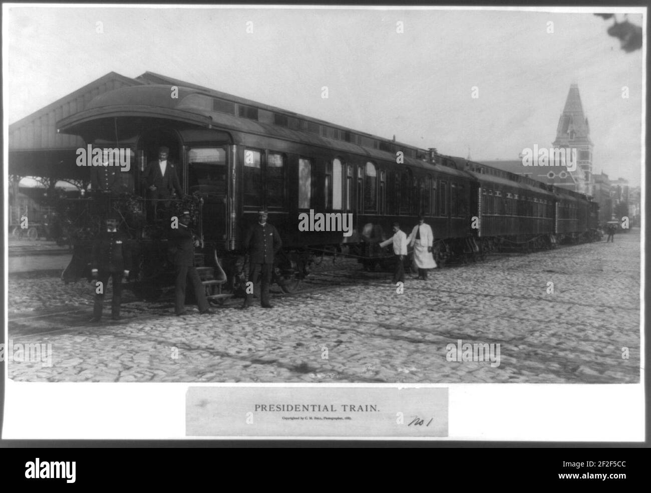 Presidential train (of Grover Cleveland, with pullman waiters posed at ...