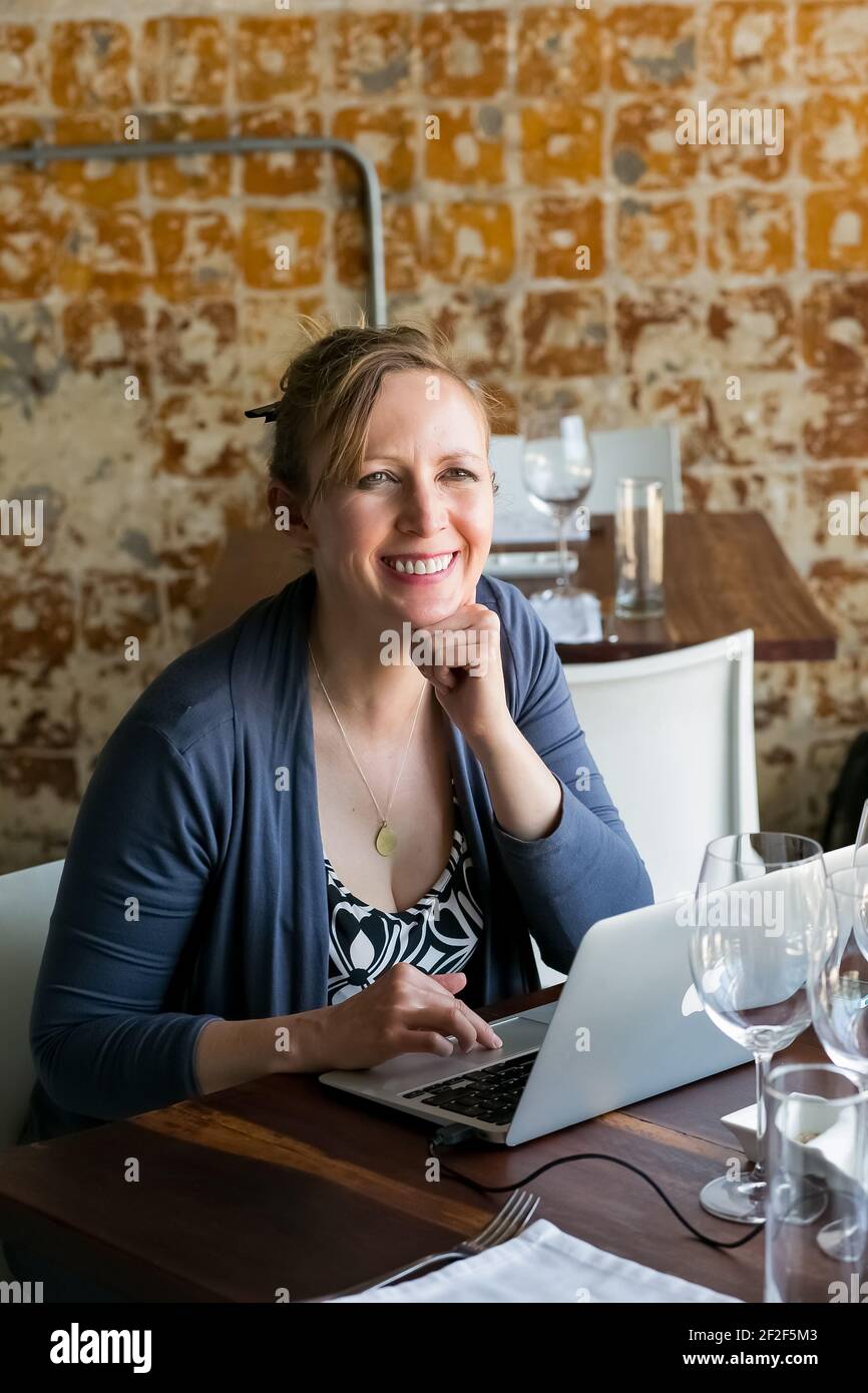Sarah britten hi-res stock photography and images - Alamy