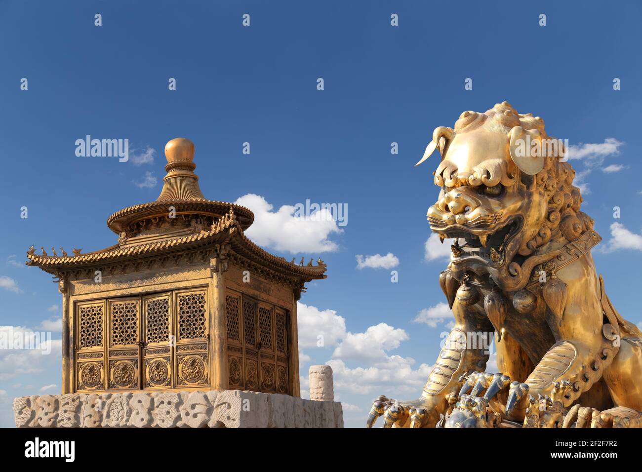 bronze Chinese dragon statue and bronze pagoda in the Forbidden City ...