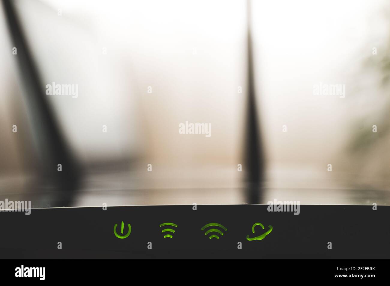 Wifi router table hi-res stock photography and images - Alamy