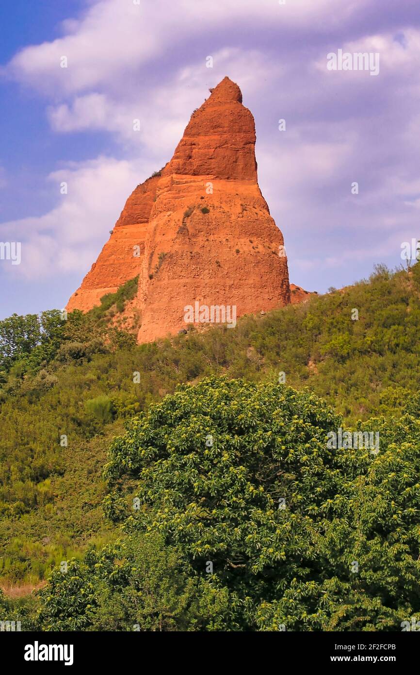 Las Medulas Historic Roman Gold-Mine, UNESCO World Heritage Site ...