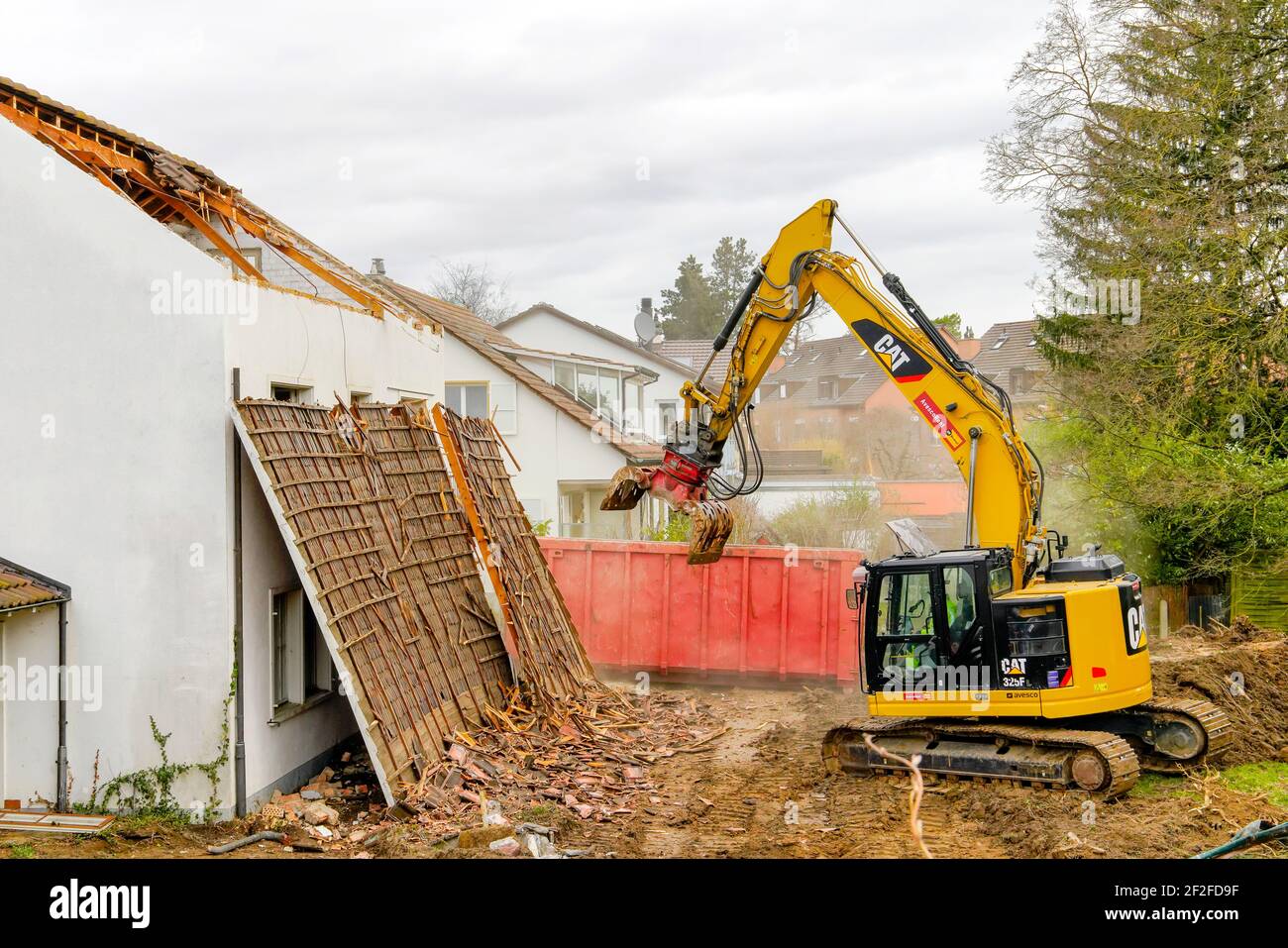 Demolition villa hi-res stock photography and images - Alamy