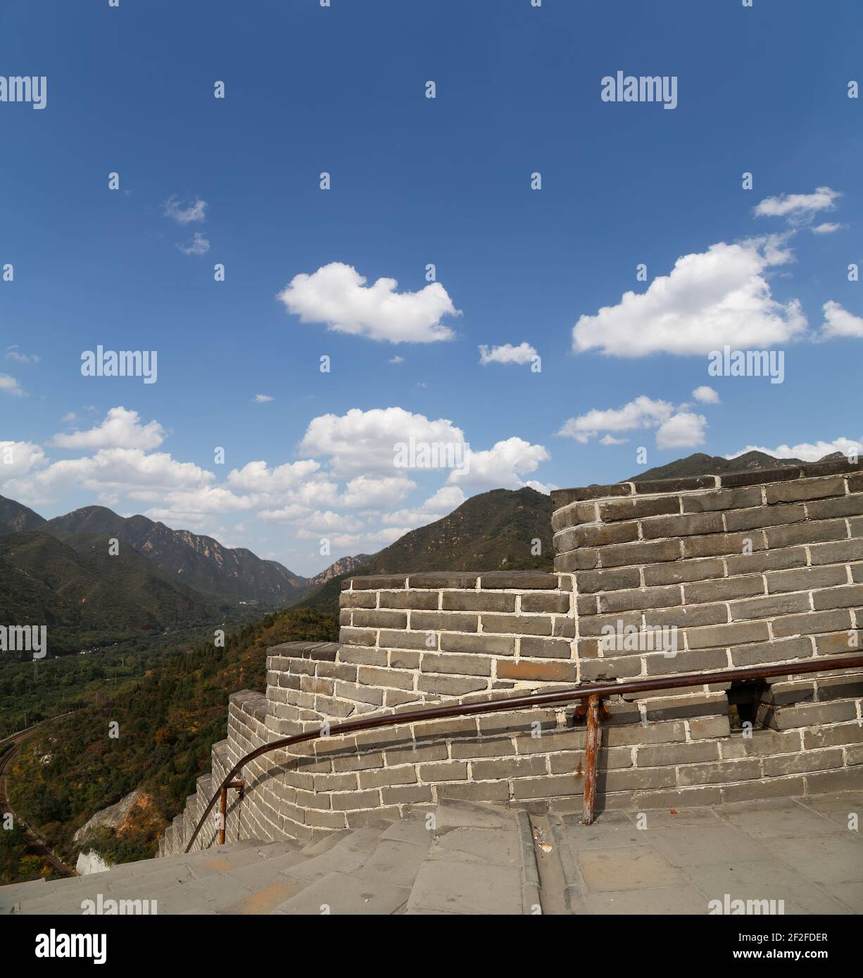 View of one of the most scenic sections of the Great Wall of China ...
