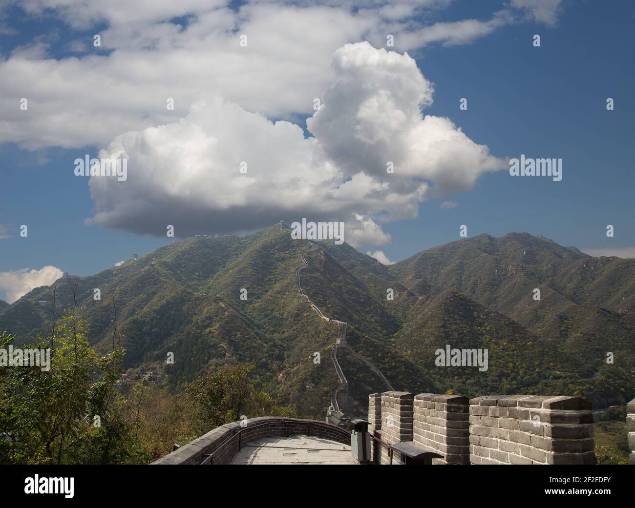 View of one of the most scenic sections of the Great Wall of China ...