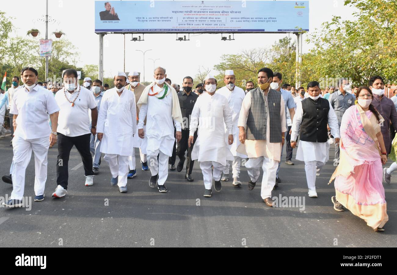 Mahatma gandhi salt march 1930 hi-res stock photography and images - Alamy