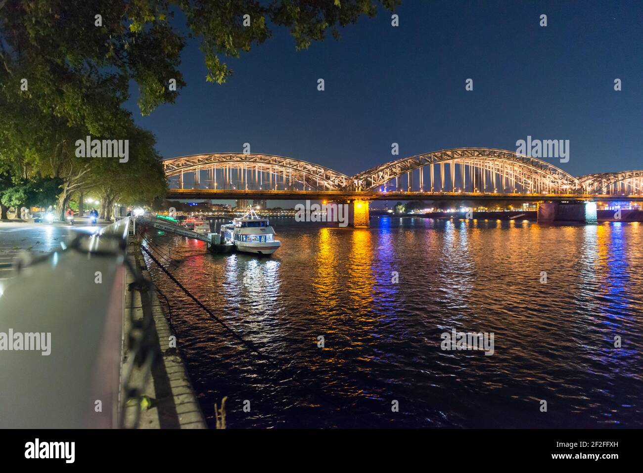 Cologne night sky High Resolution Stock Photography and Images - Alamy