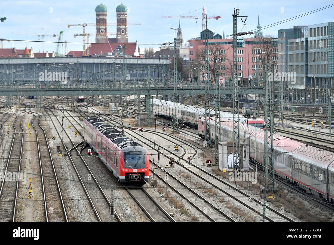 Inbound train hi-res stock photography and images - Alamy