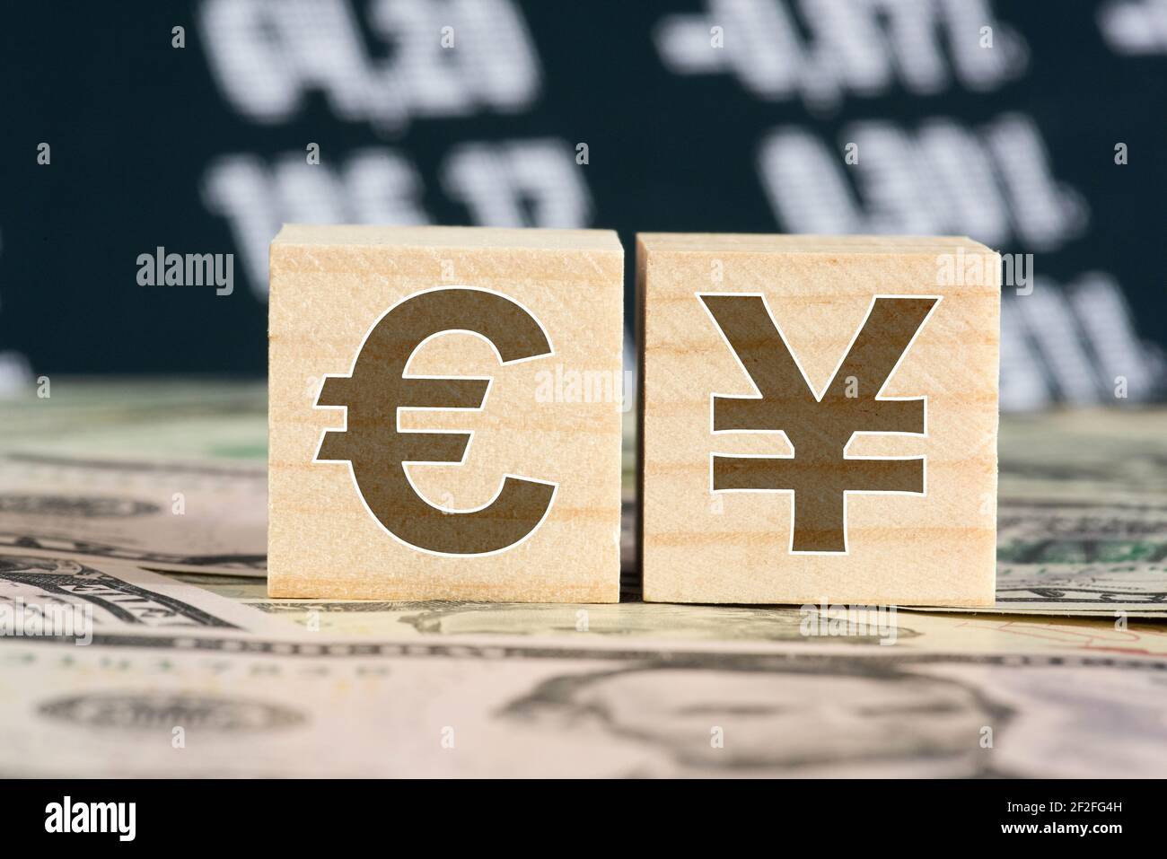 Dollar yen euro yuan hi-res stock photography and images - Alamy