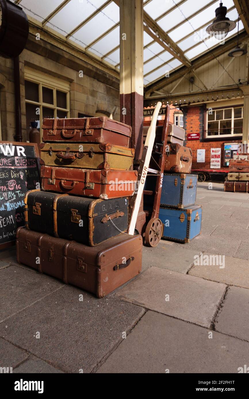 Old fashioned cases hi-res stock photography and images - Alamy
