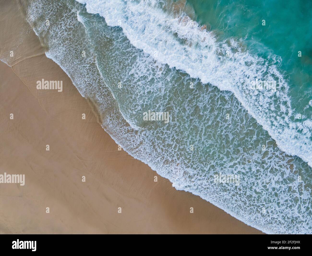 Beach shore aerial hi-res stock photography and images - Alamy