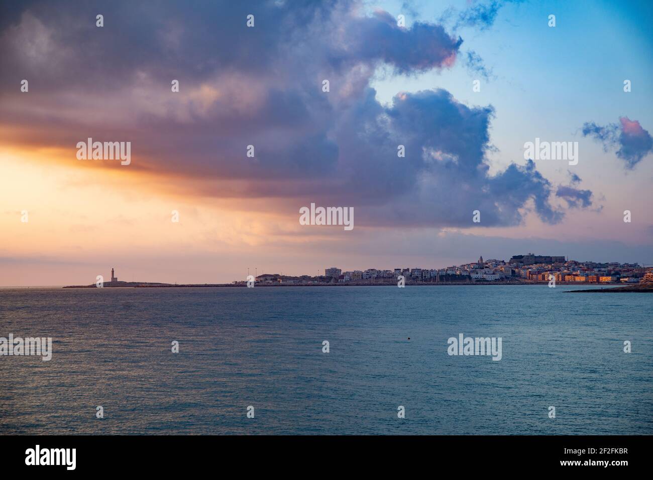 Vieste italy hi-res stock photography and images - Alamy