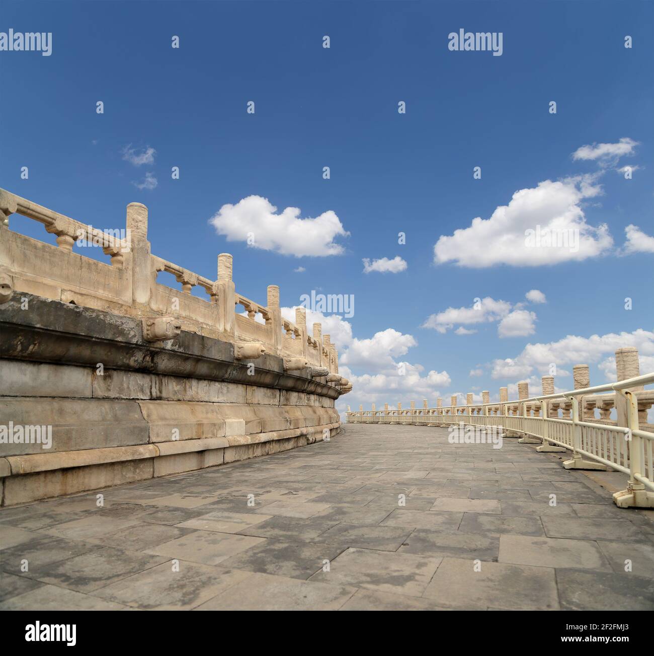 Altar of heaven xian hi-res stock photography and images - Alamy