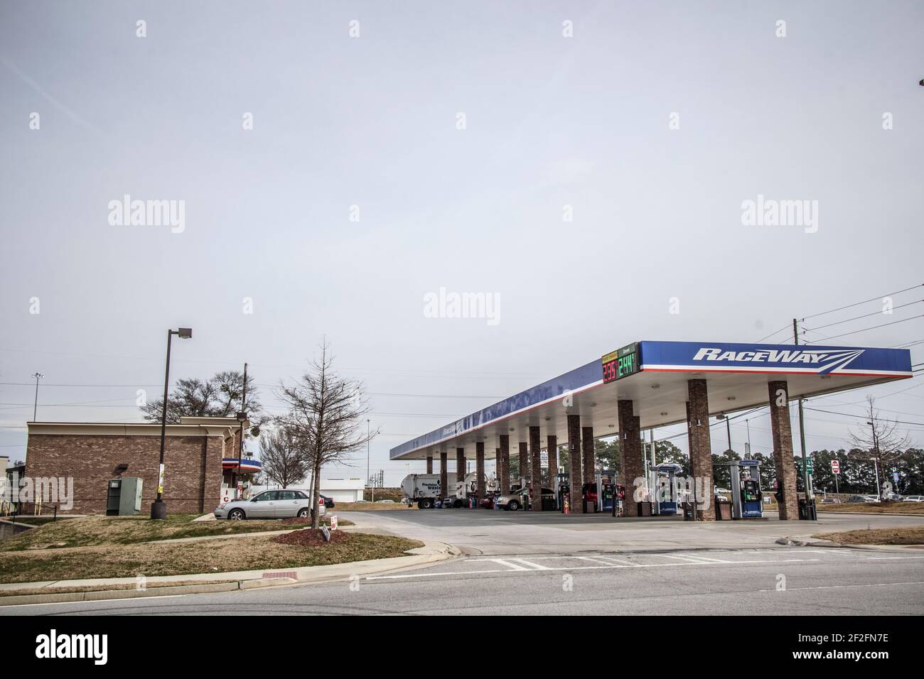 Raceway Convenience Stores Logo