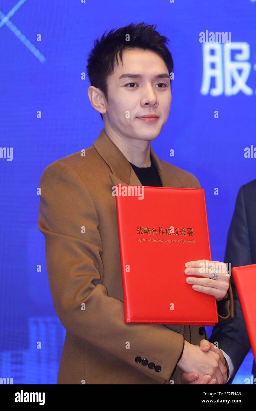 "King of Lipstick" in China Li Jiaqi or Austin Li, the best salesman of ...