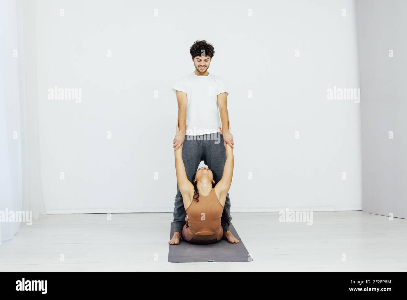Body doubles hi-res stock photography and images - Alamy Body doubles hi-res stock photography and images - Alamy