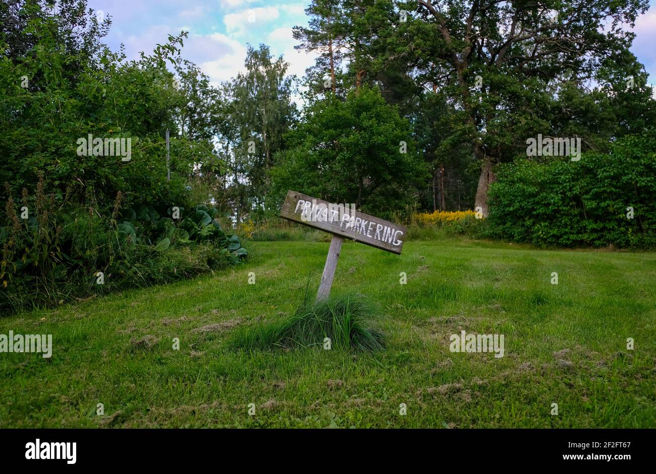 Sweden, summer, sign, no parking Stock Photo - Alamy