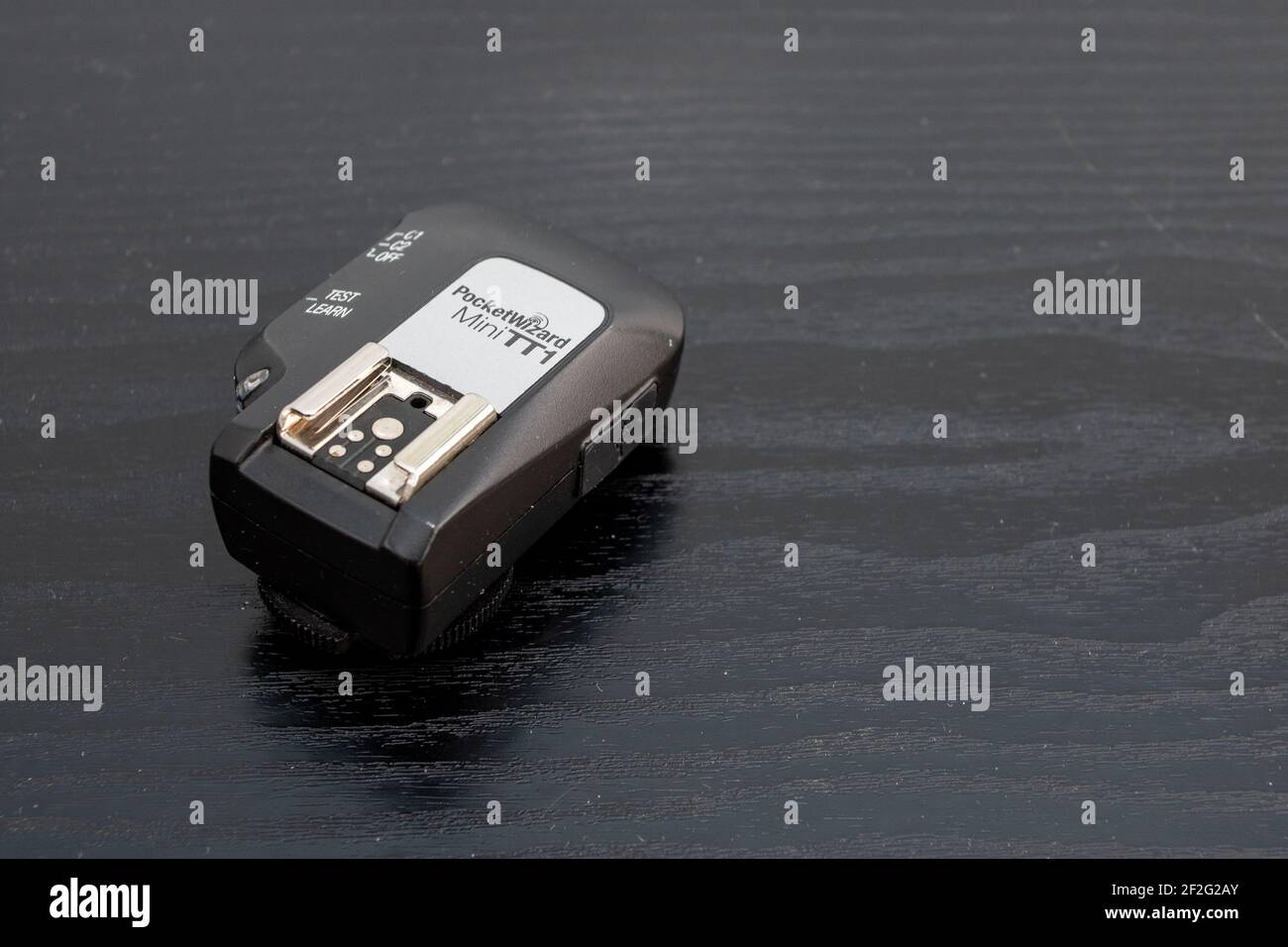 The Pocket Wizard Mini TT1 transmitter communicates with other Pocket ...