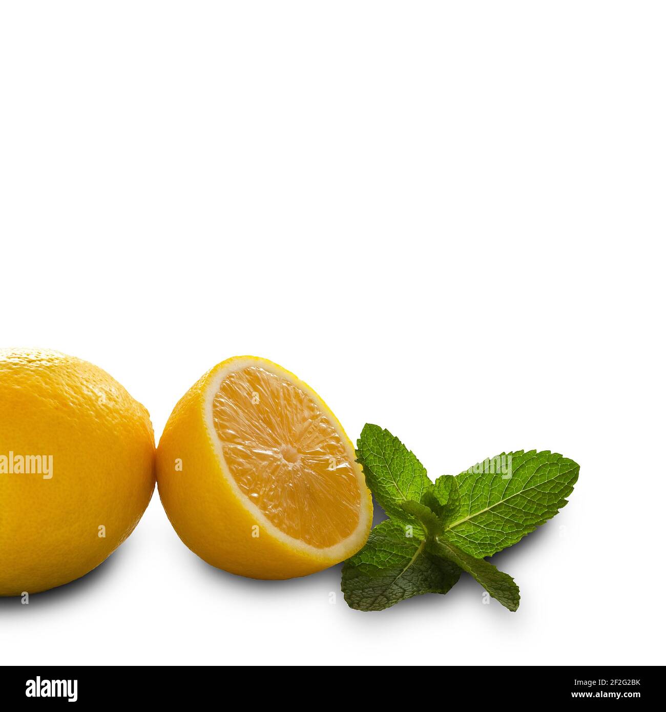 Summer dessert lemon mint hi-res stock photography and images - Alamy