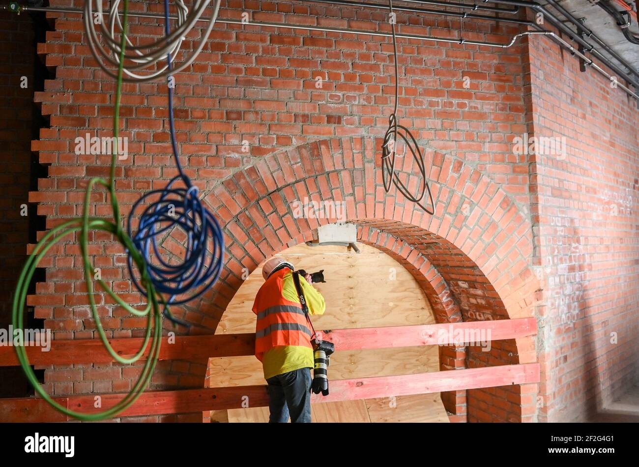 Potsdam, Germany. 12th Mar, 2021. The construction site in the interior ...