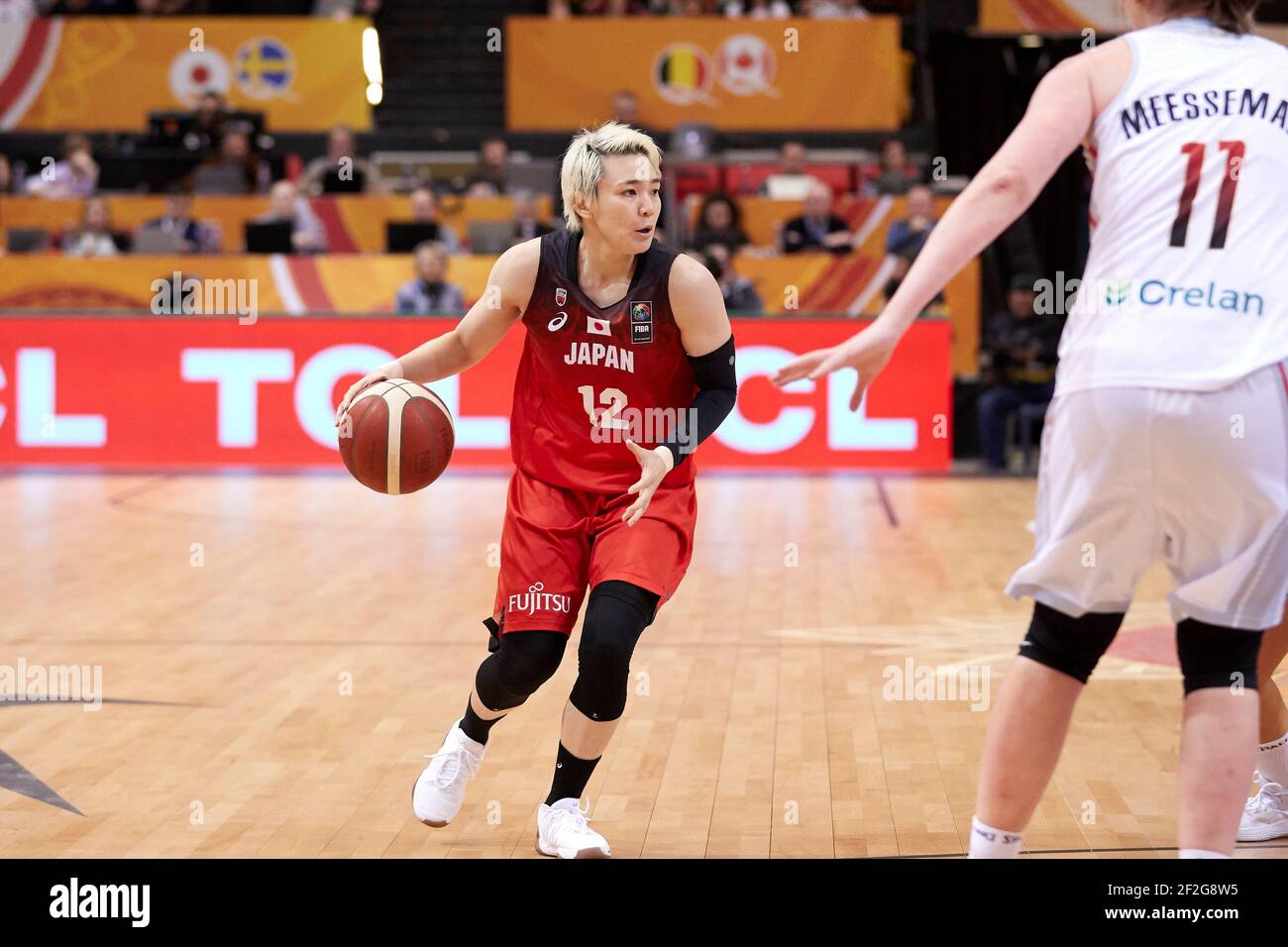 Asami yoshida hi-res stock photography and images - Alamy