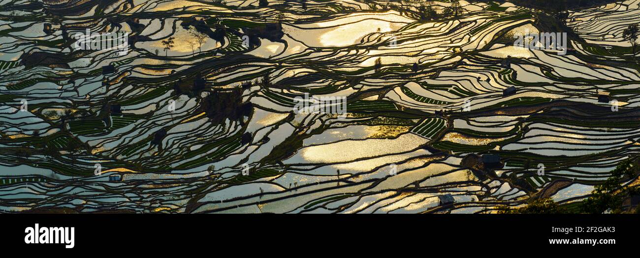 Travel all over china hi-res stock photography and images - Alamy