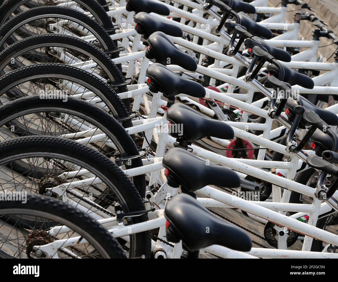 Rental bicycles used city hi-res stock photography and images - Alamy
