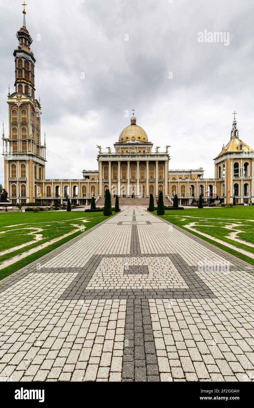 Basilica lichen poland hi-res stock photography and images - Alamy