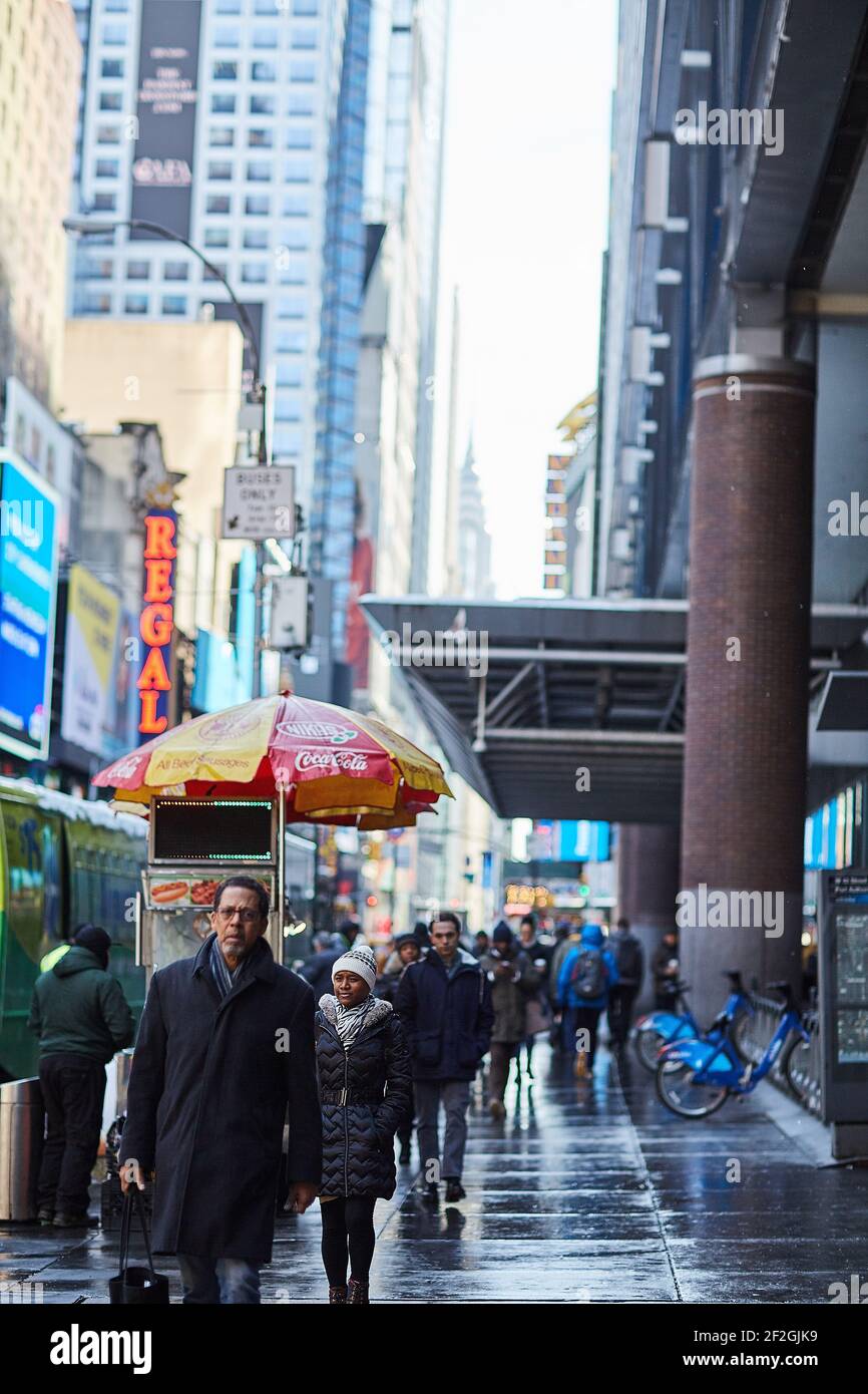 everyday people walking in a rain in New York city Stock Photo - Alamy