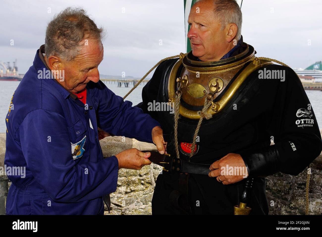 Historic diver hi-res stock photography and images - Alamy