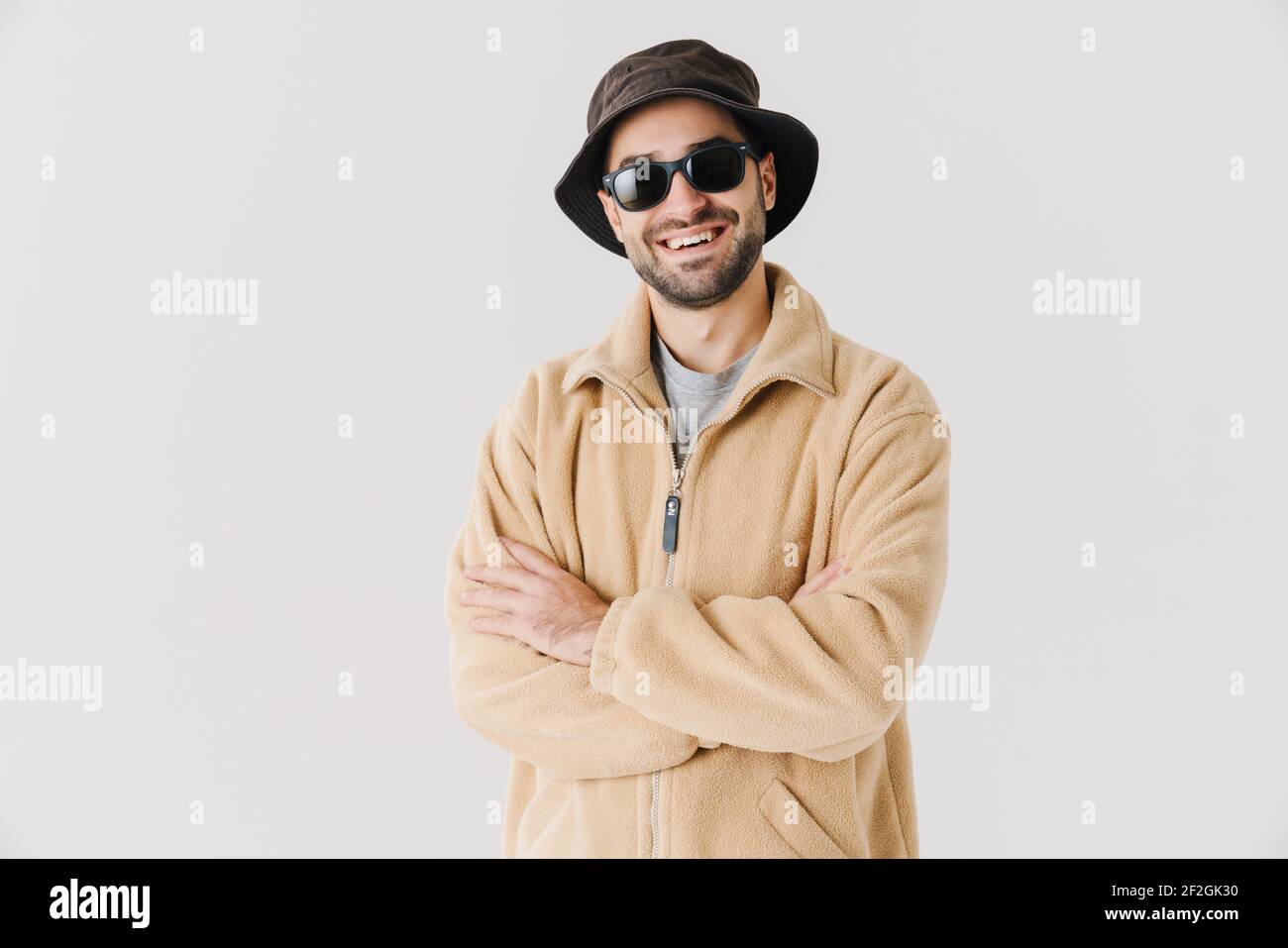 Man wearing beige hi-res stock photography and images - Alamy