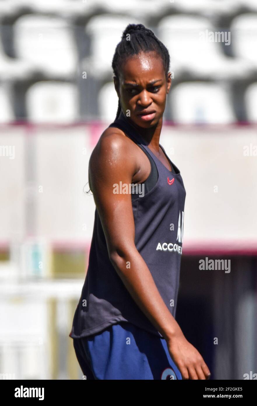 Marie Antoinette Katoto of Paris Saint Germain warms up ahead of the ...