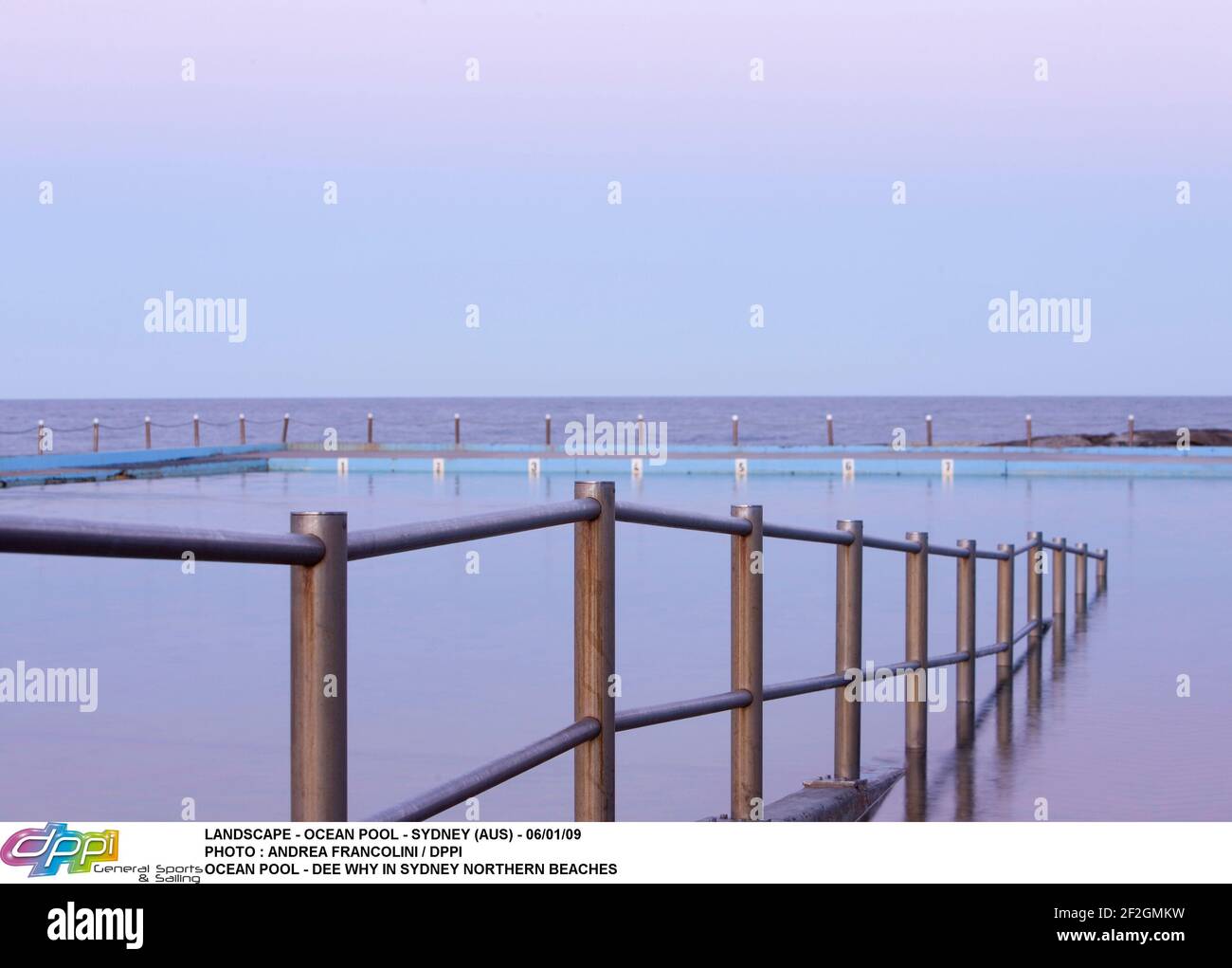 LANDSCAPE - OCEAN POOL - SYDNEY (AUS) - 06/01/09 PHOTO : ANDREA ...