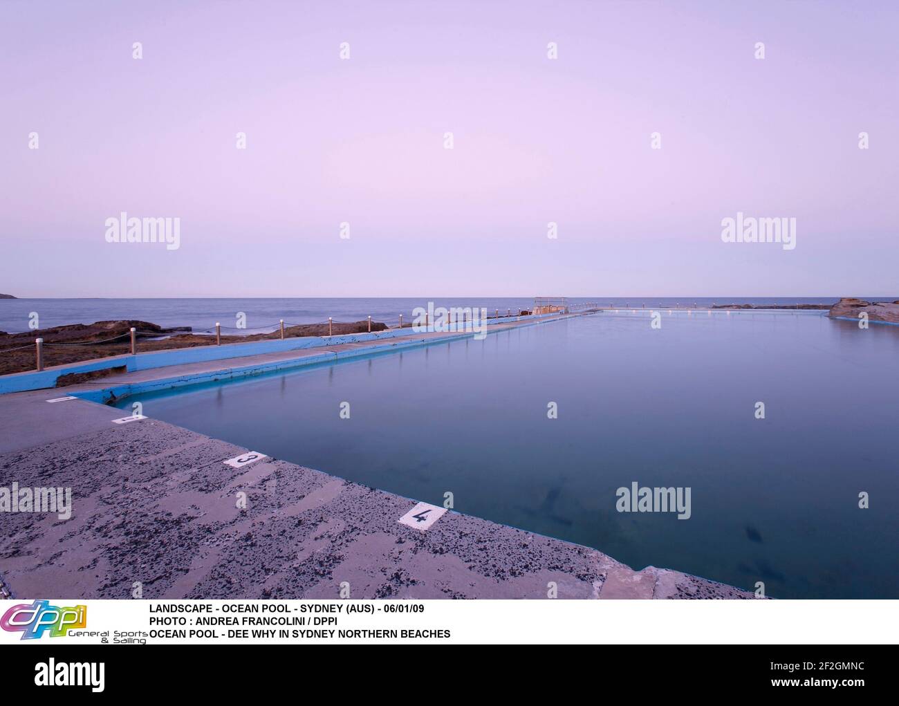 LANDSCAPE - OCEAN POOL - SYDNEY (AUS) - 06/01/09 PHOTO : ANDREA ...