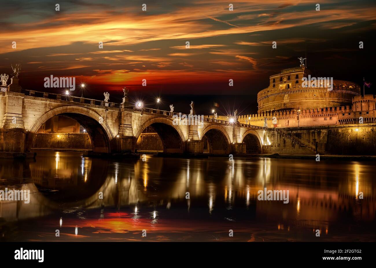 Bridge to castle Sant Angelo in the night Stock Photo - Alamy