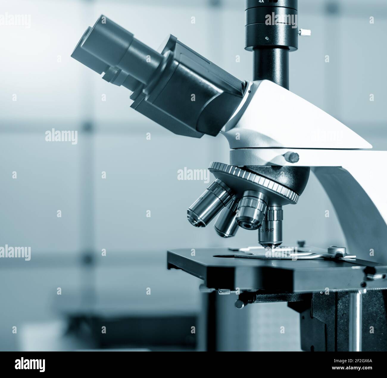 Optic microscopy hi-res stock photography and images - Alamy