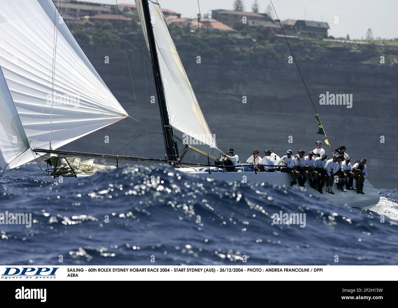SAILING - 60th ROLEX SYDNEY HOBART RACE 2004 - START SYDNEY (AUS) - 26 ...