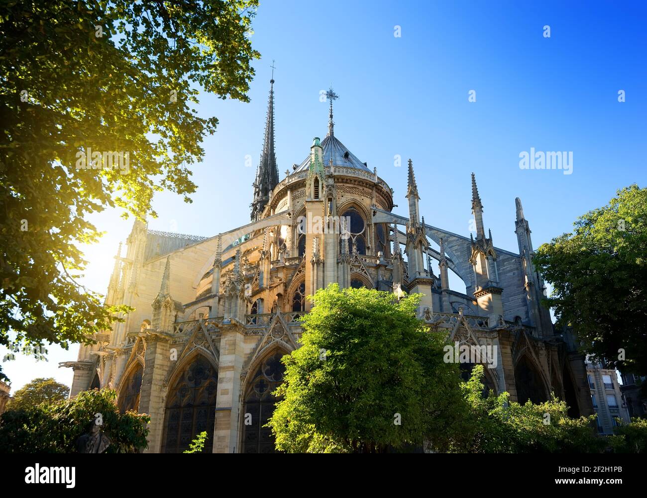 Notre dame de paris at sunrise hi-res stock photography and images - Alamy