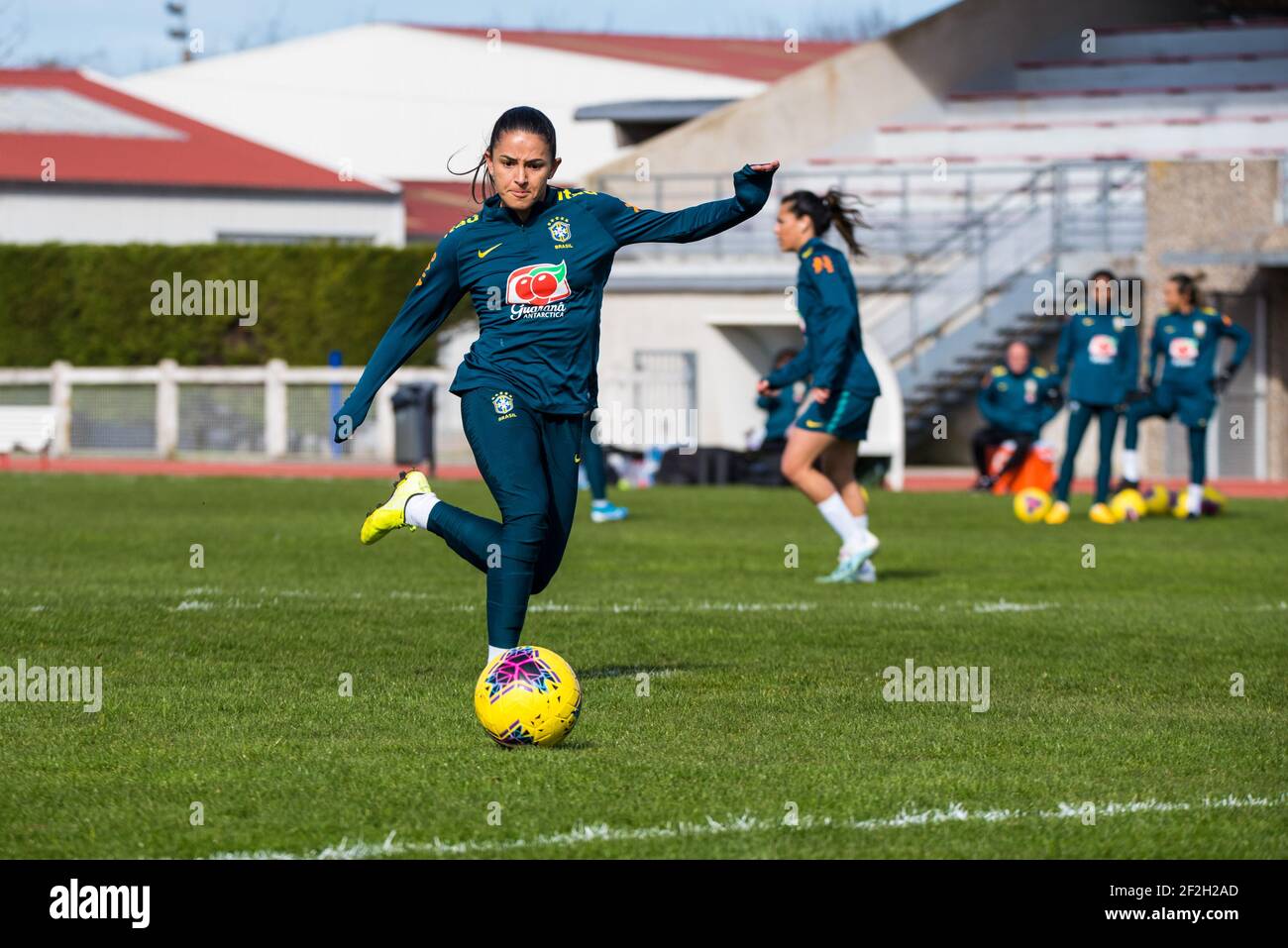 Debinha of Brazil kicks the ball during the training of the Brazilian ...