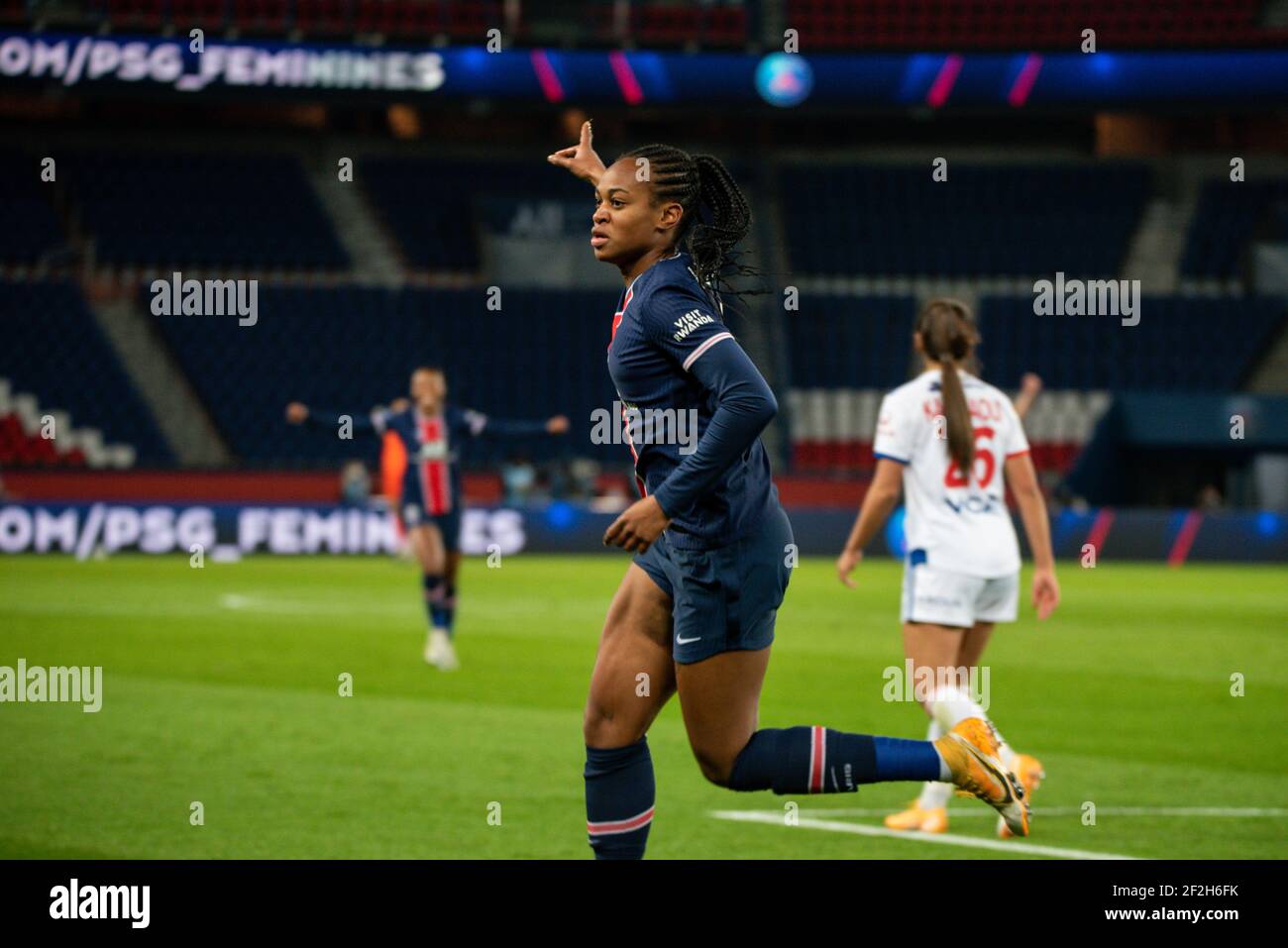 Marie Antoinette Katoto of Paris Saint Germain celebrates her goal ...