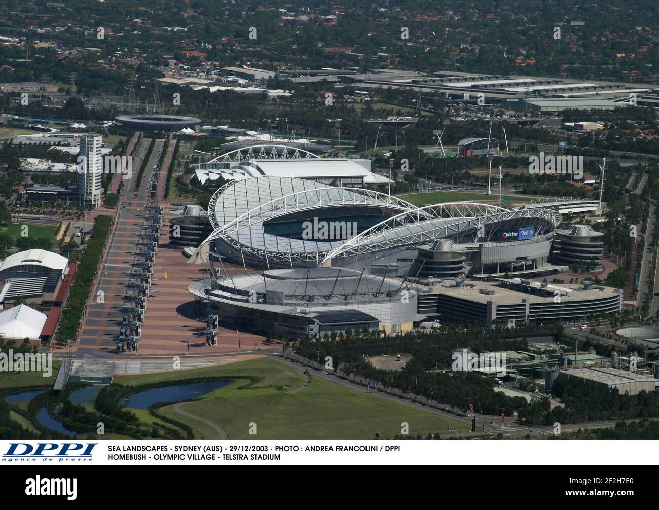 Stadium australia sydney aerial hi-res stock photography and images - Alamy