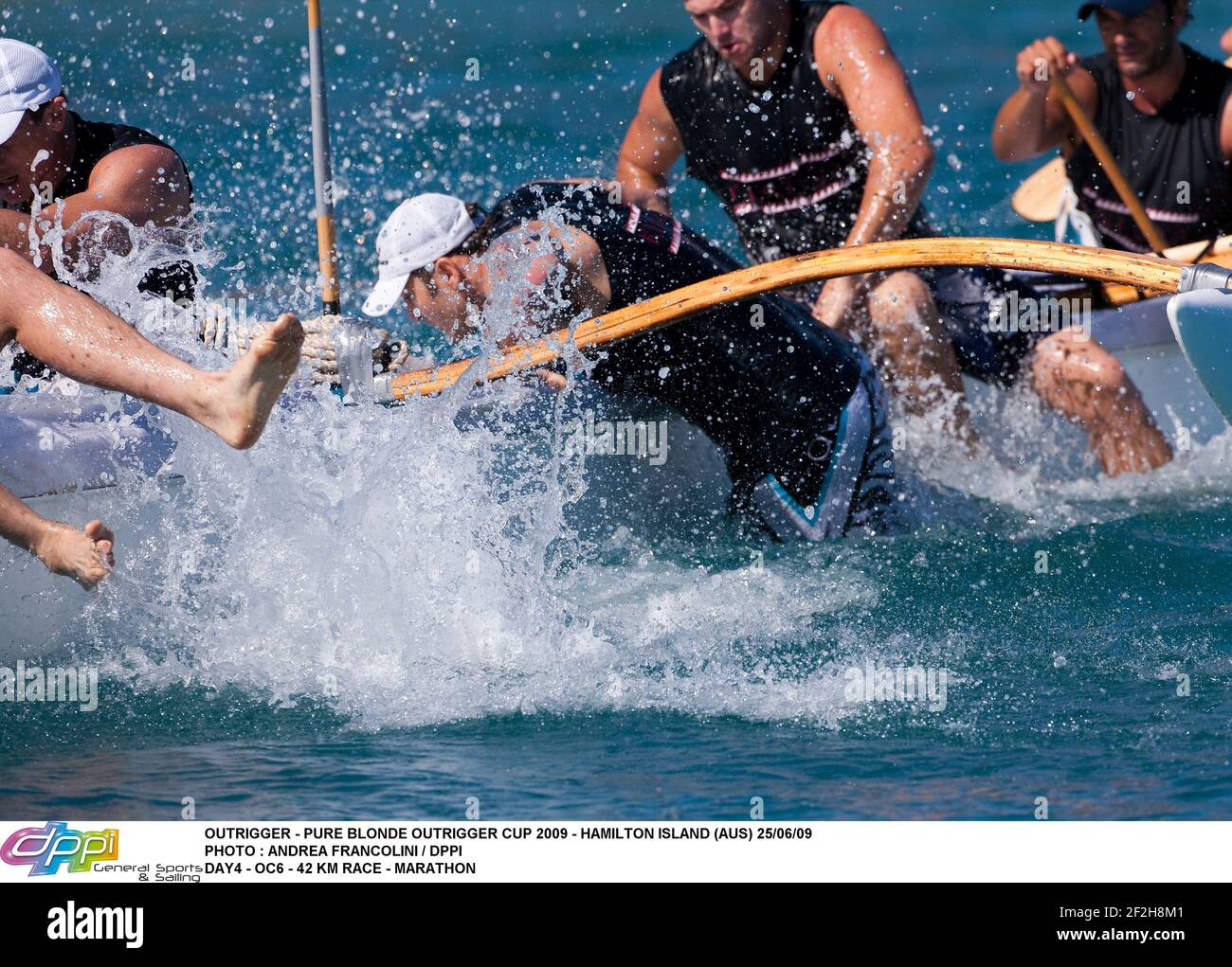 OUTRIGGER - PURE BLONDE OUTRIGGER CUP 2009 - HAMILTON ISLAND (AUS) 25 ...